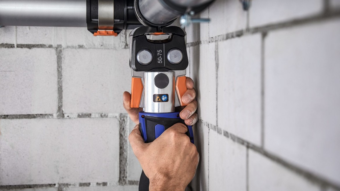 Geberit FlowFit: Piping system for drinking water | Geberit UK